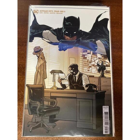 Other | Gotham City Year One 5 B Jeff Spoke Variant 1st Print Nmnm Dc ...